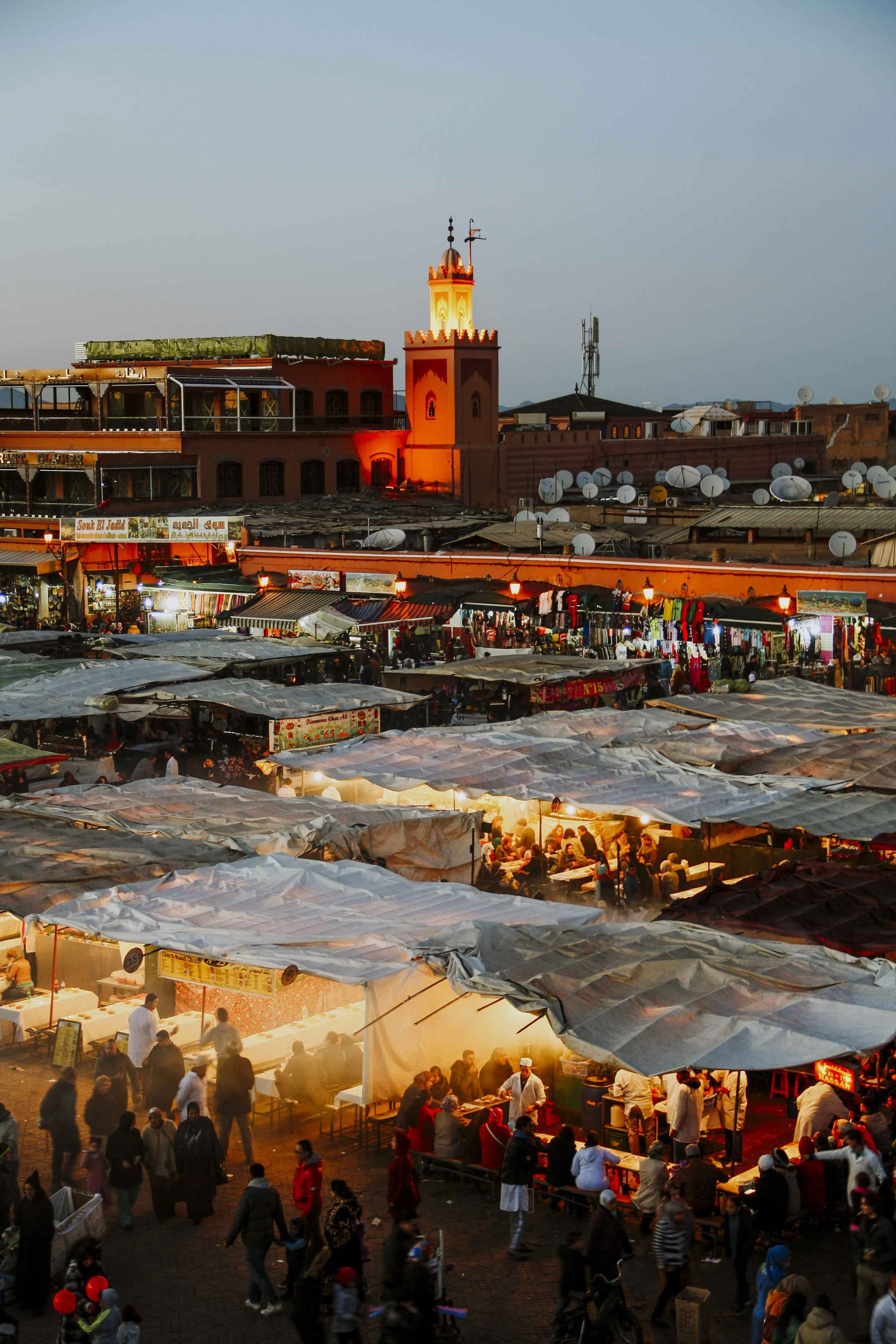 Jemaa El Fna Square Marrakech | Tips for Visiting a Chaotic and ...