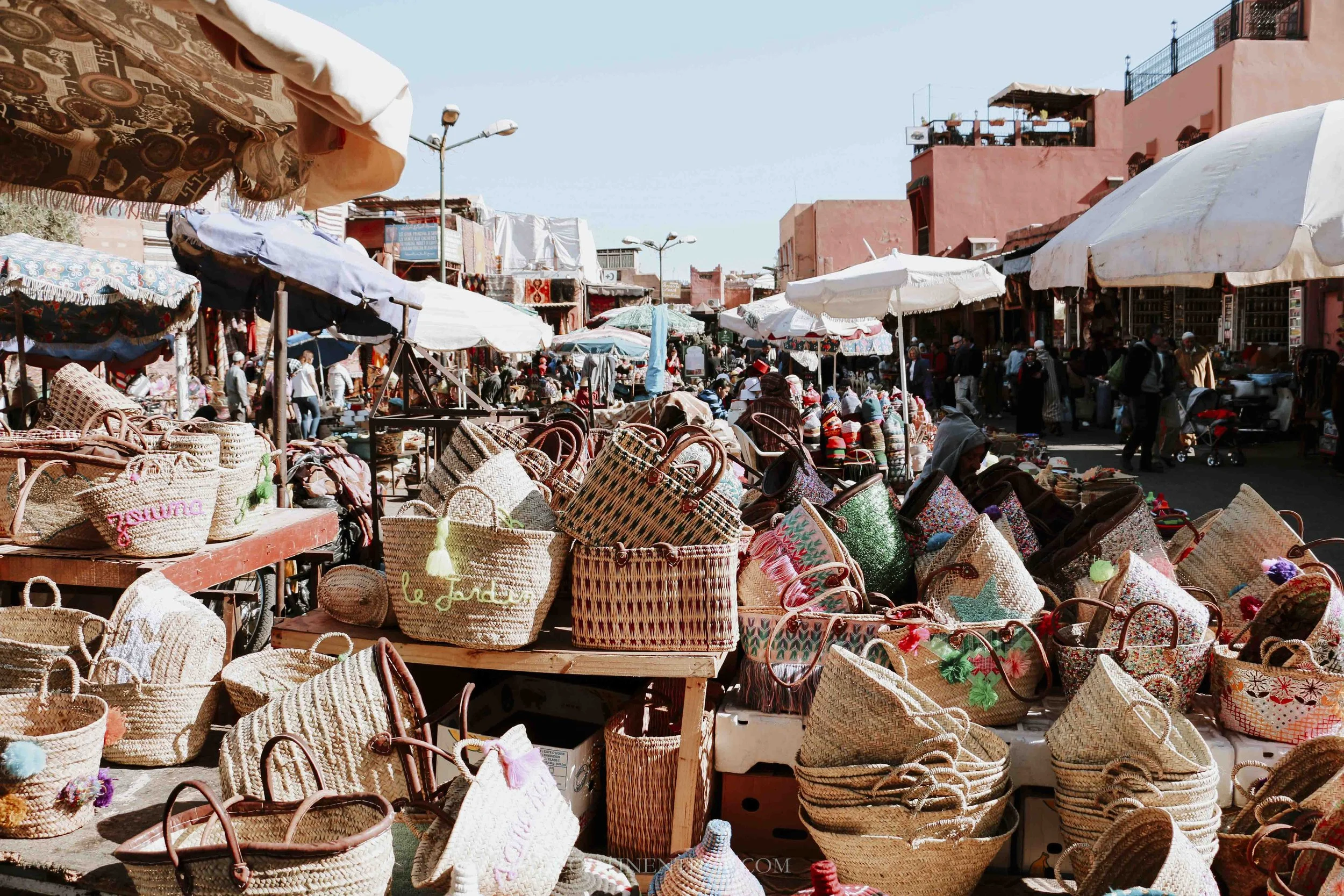 Jemaa El Fna Square Marrakech (2023) | Tips for Visiting a Chaotic and ...