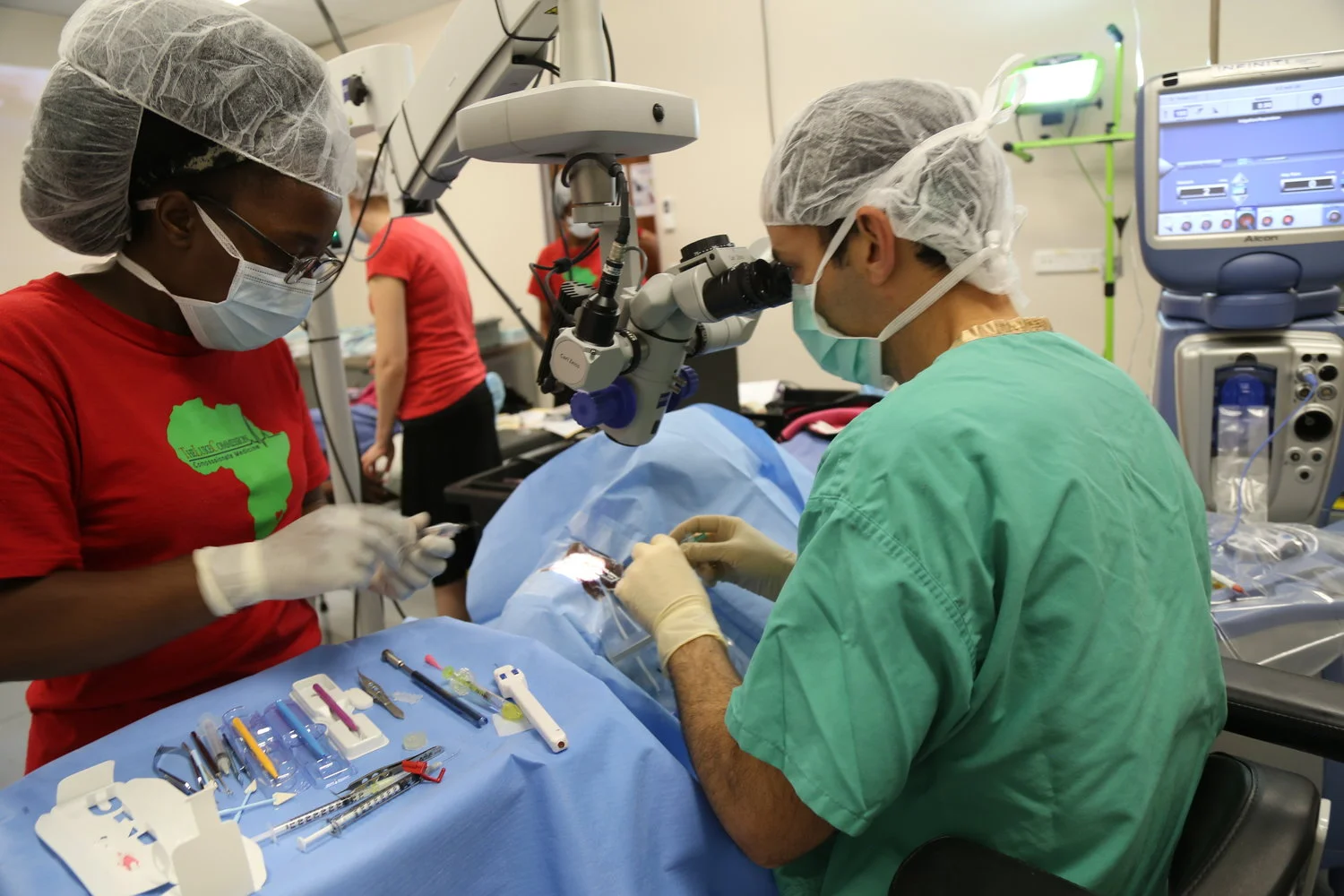 Eye Physicians & Surgeons