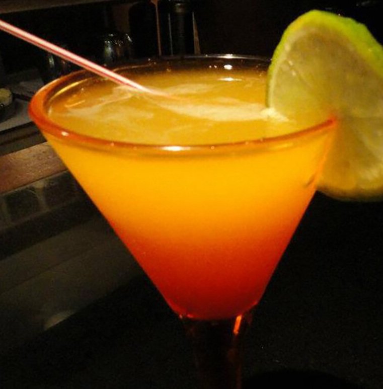Carlis Fine Bistro & Piano