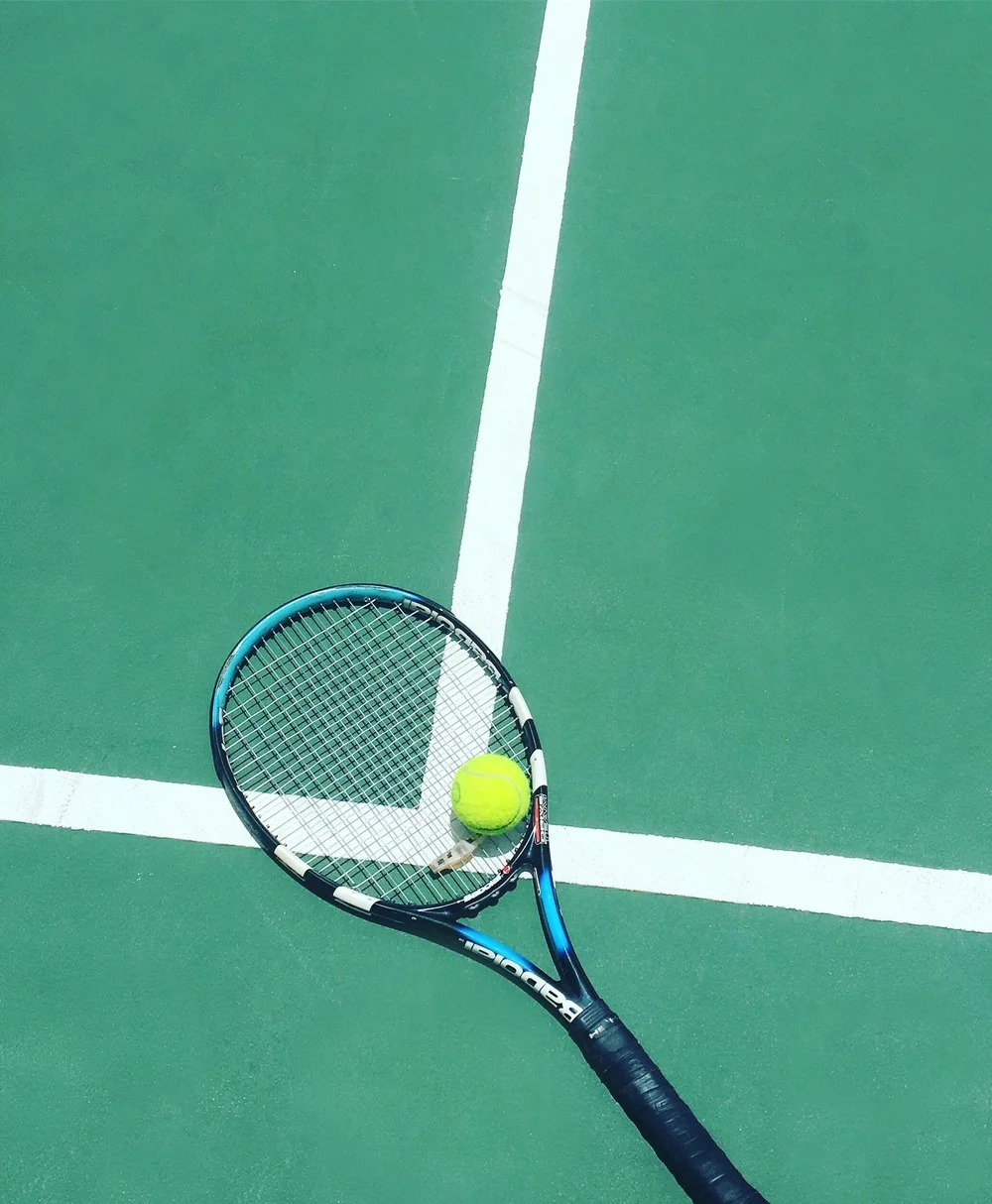 Learn About the Different Types of Tennis Rackets — Apex Court Builders