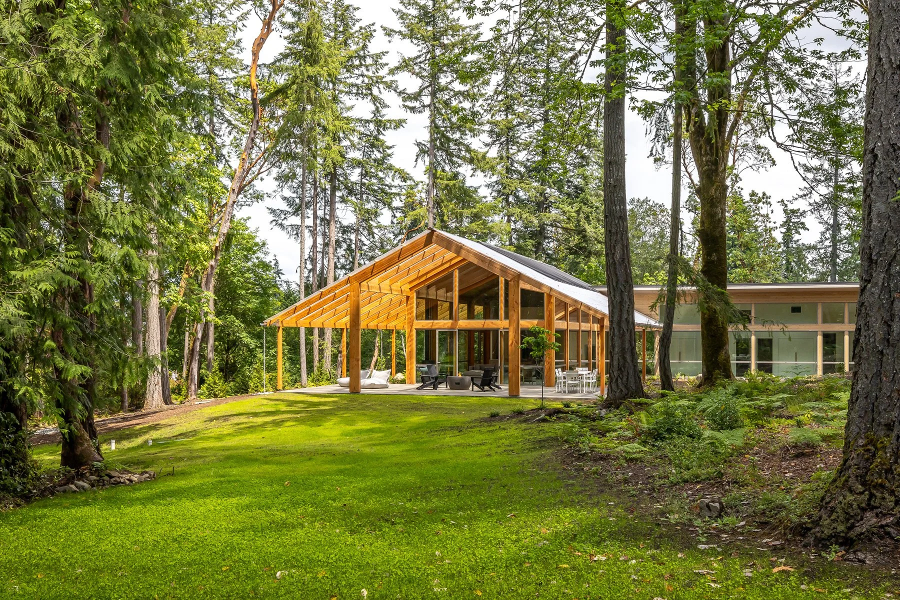 Hansen Modern Timber Frame — Layline Design + Build
