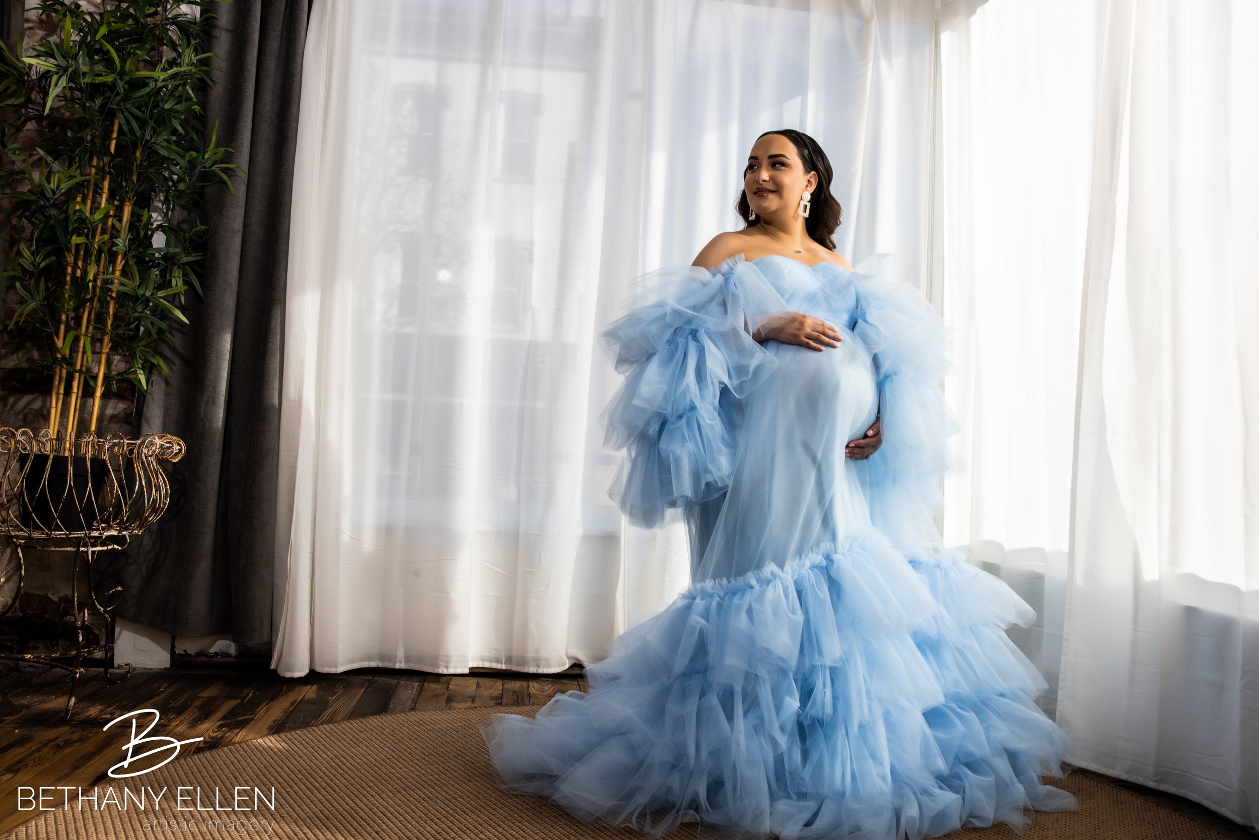 Photographing a Natural Light Maternity Session | Cincinnati Maternity ...