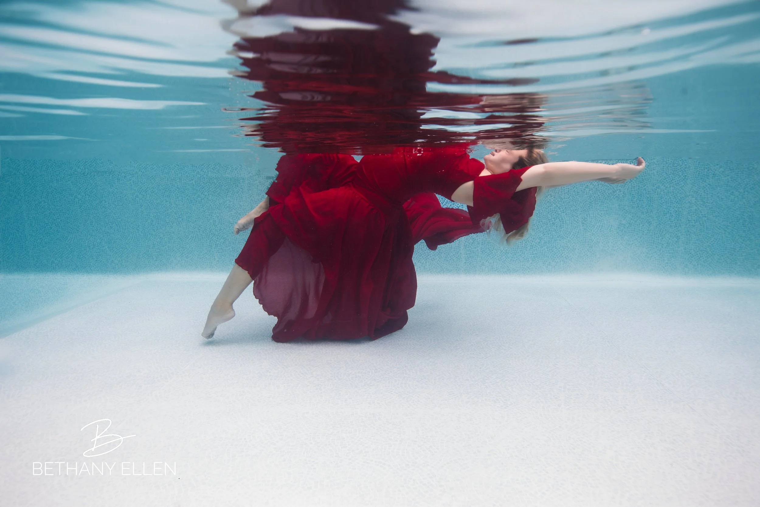 Underwater Photography in Cincinnati | Bethany Ellen Photography
