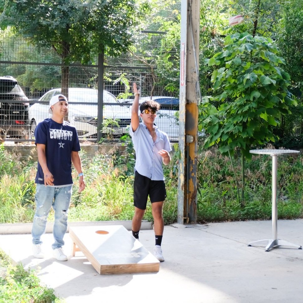 another round - dallas | mini golf & bar