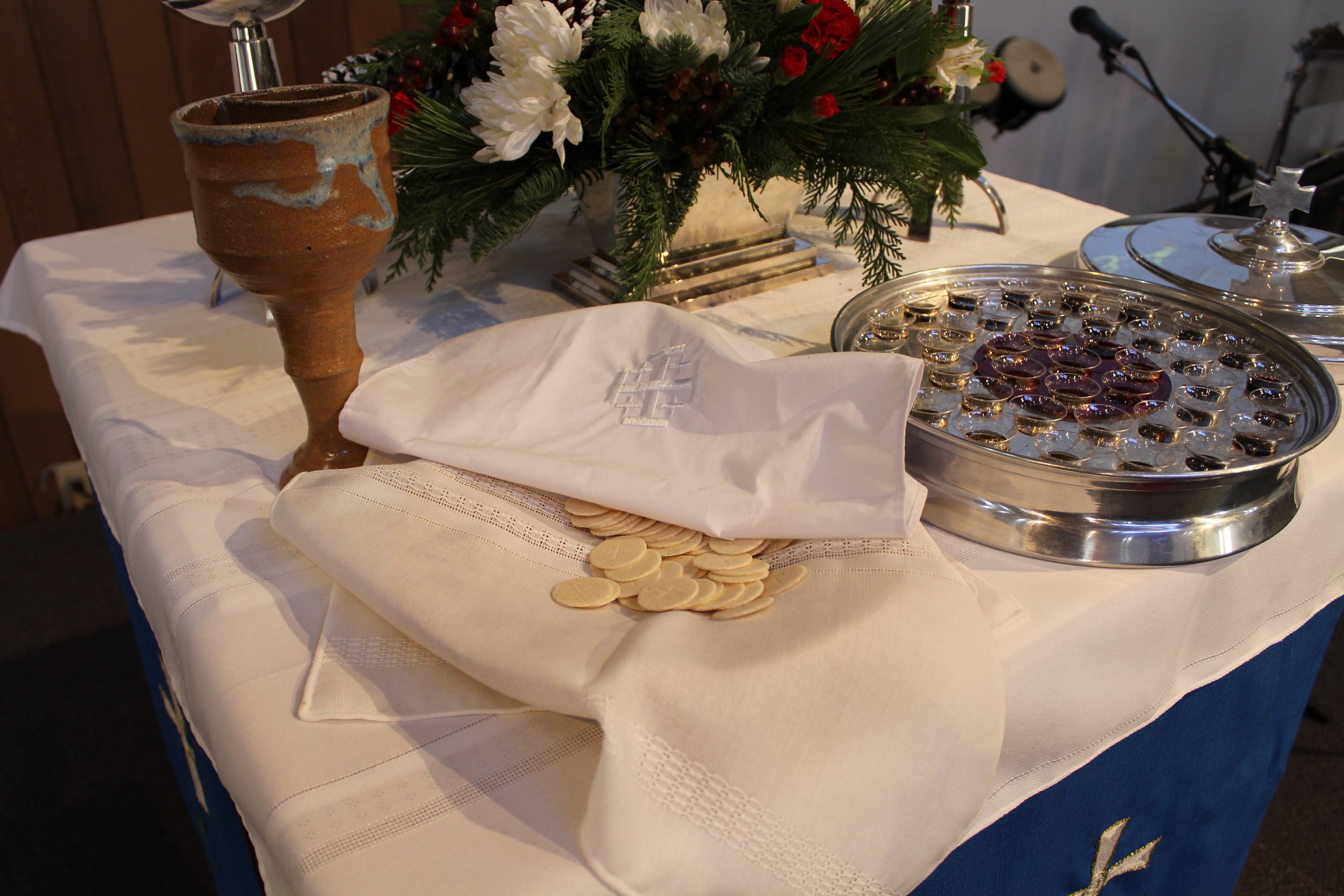 Communion — Grace Lutheran Church