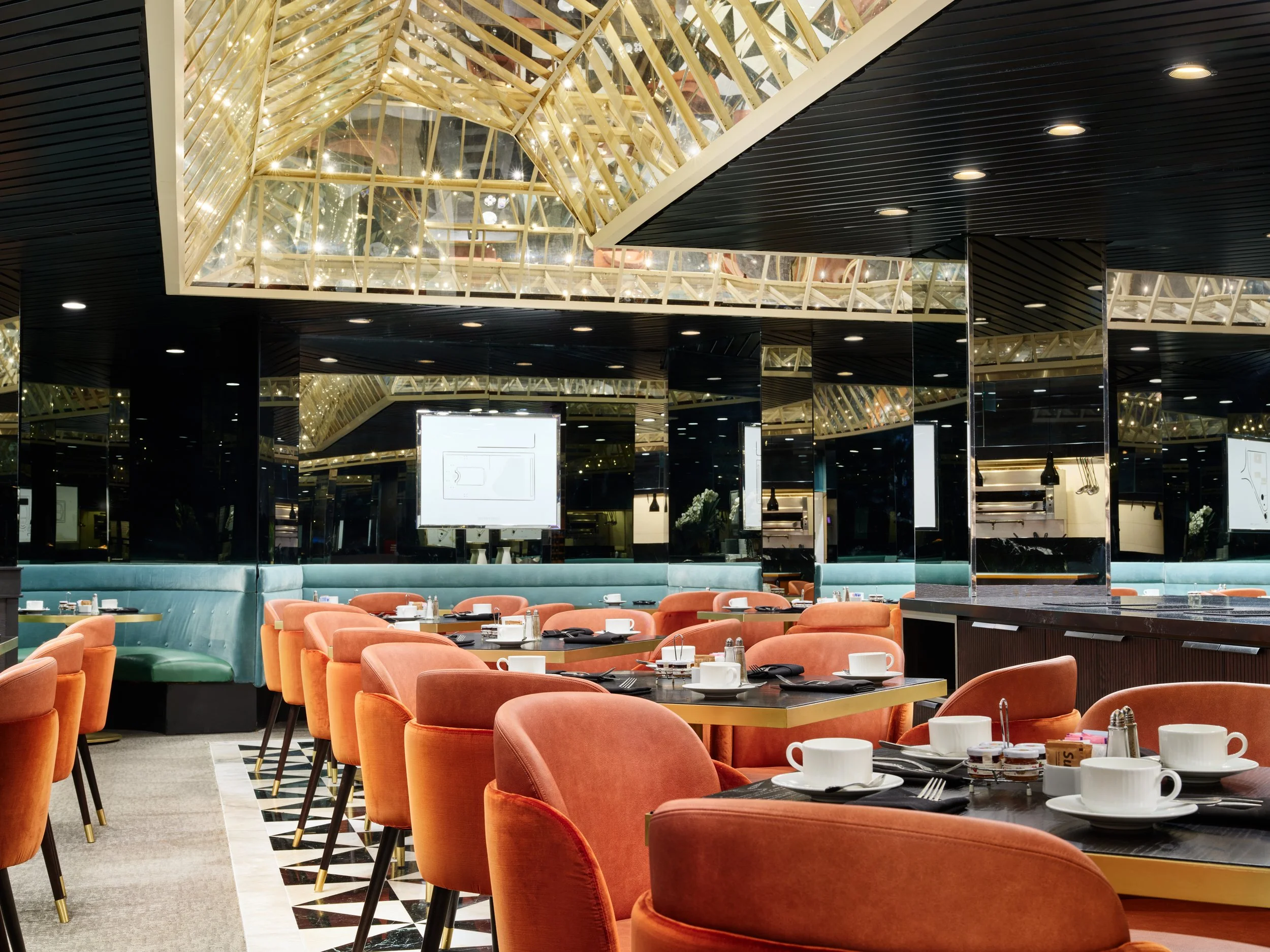 The United Nations Dining Room And Rooftop Patio