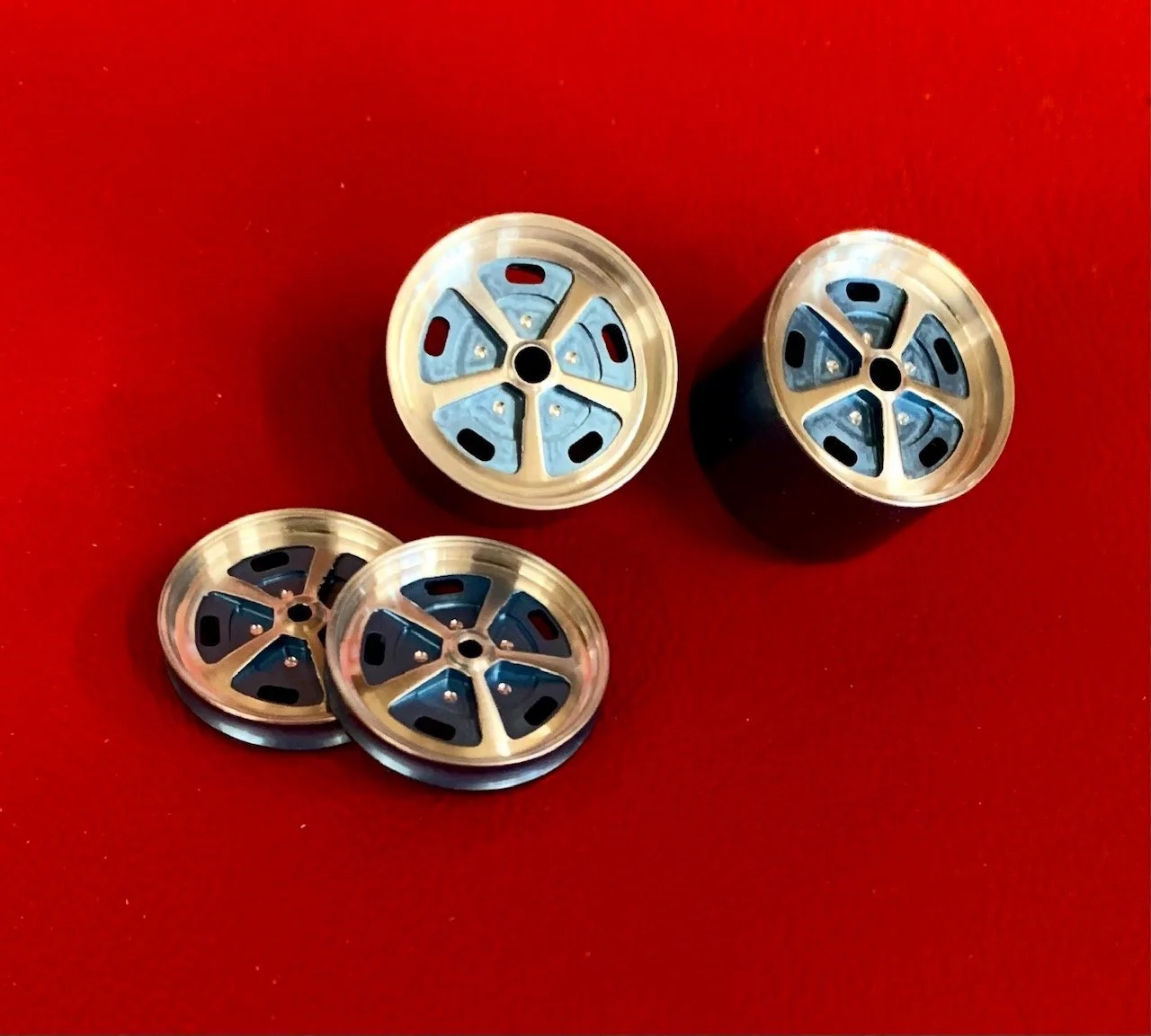 1/25 Slot Car Street Wheel Store — Dancing Bear Scaled Components