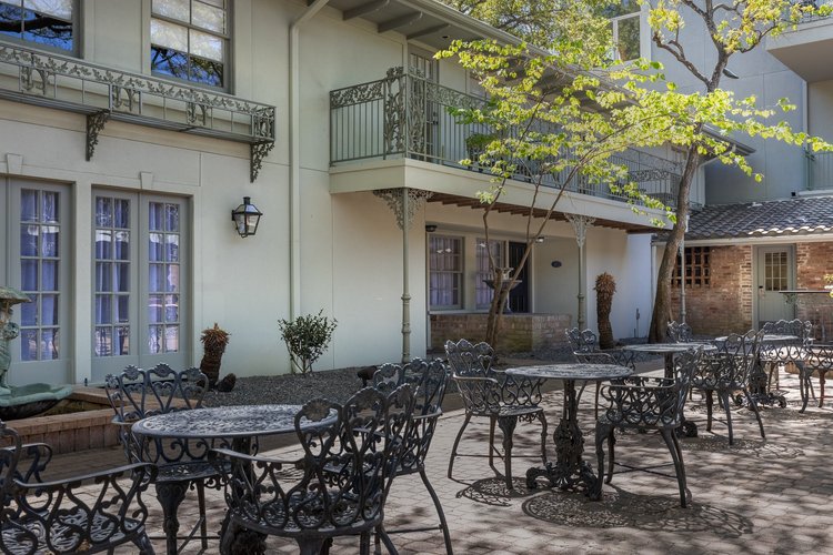 Luxury Hotel Amenities | La Colombe d'Or | Houston TX — la Colombe d'Or ...