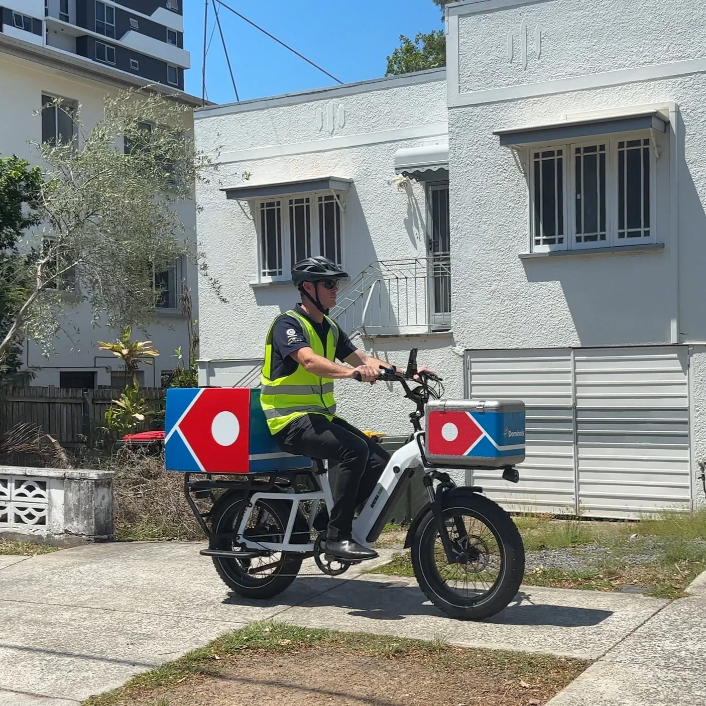 BENZINA ZERO | Electric Mopeds & Scooters