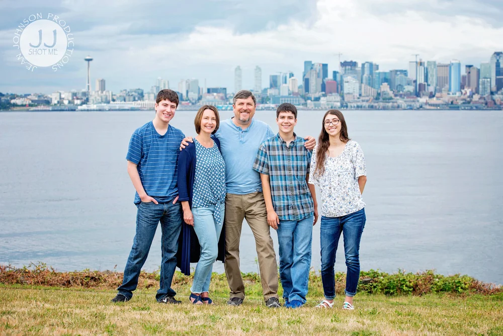 THE KENT FAMILY | WEST SEATTLE FAMILY PORTRAITS — JEAN JOHNSON PORTRAITS