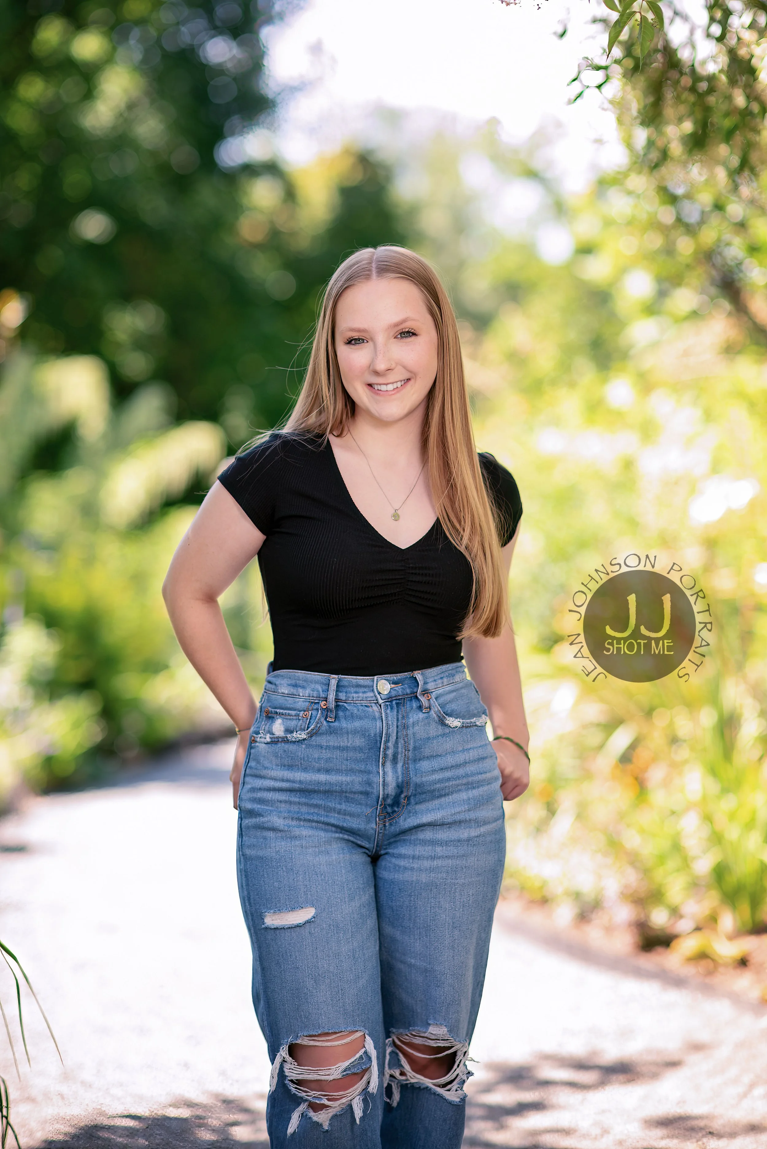 ANNA'S SENIOR PORTRAITS | BELLEVUE BOTANICAL GARDENS | SNOFALLS ...