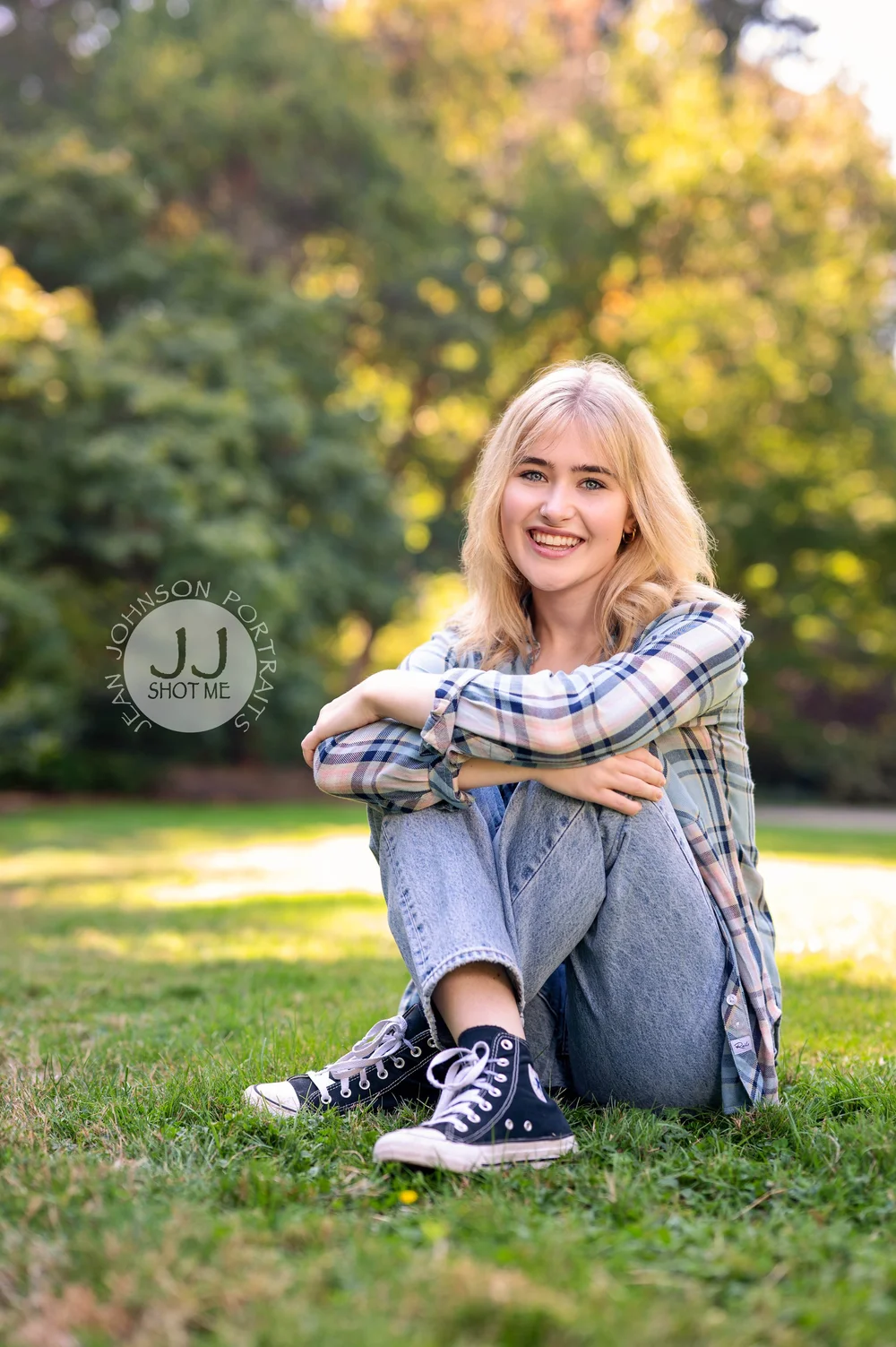 BEA'S SENIOR PORTRAITS AT THE 5TH AVENUE THEATRE | SEATTLE HIGH SCHOOL ...