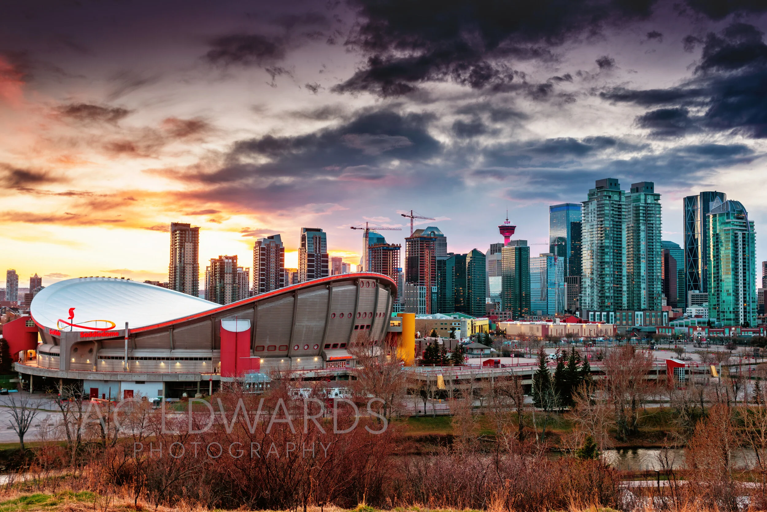 Crowchild Trail, Calgary — Calgary Planes