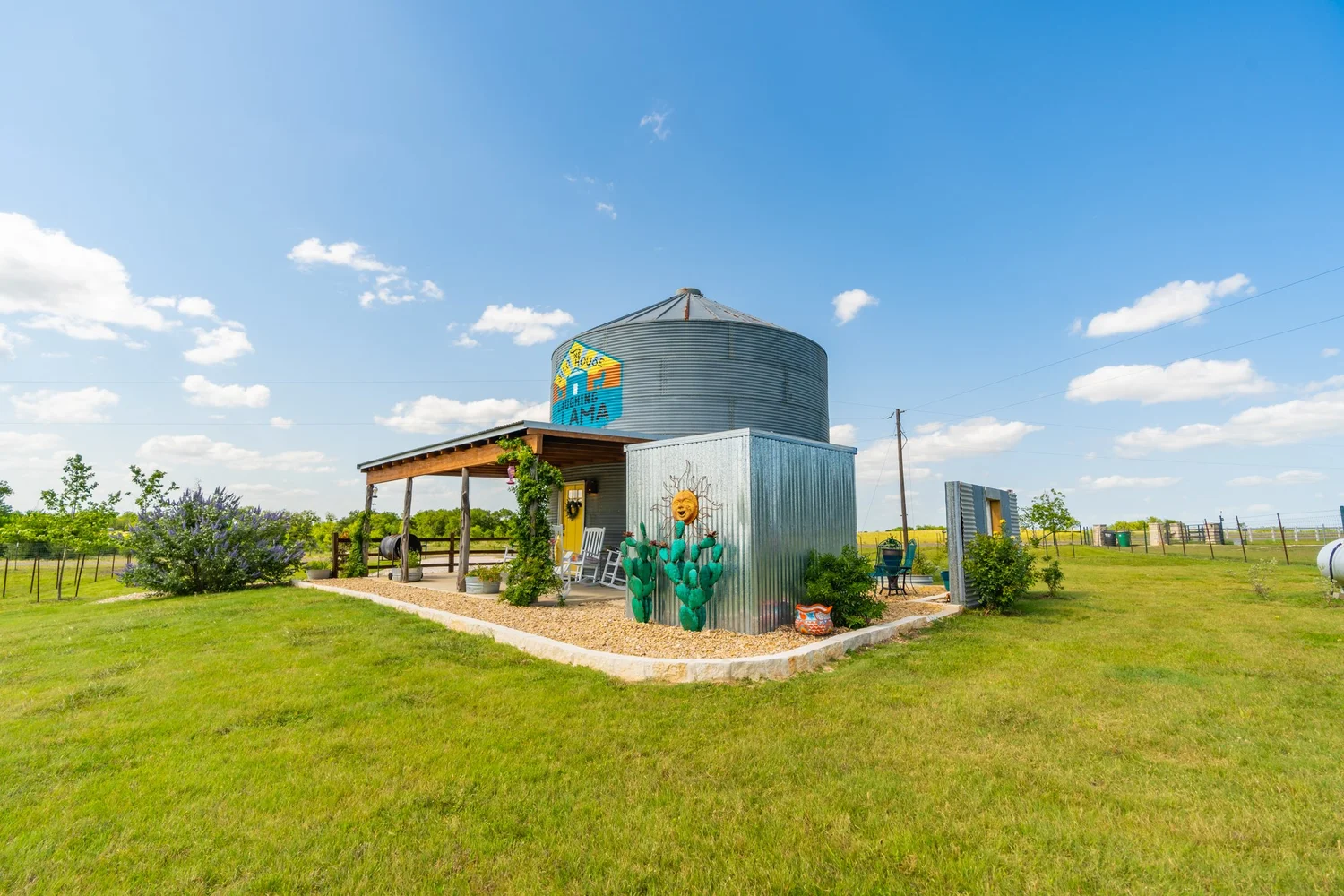The Silo House At Laughing Llama Farm - Vacation Rental