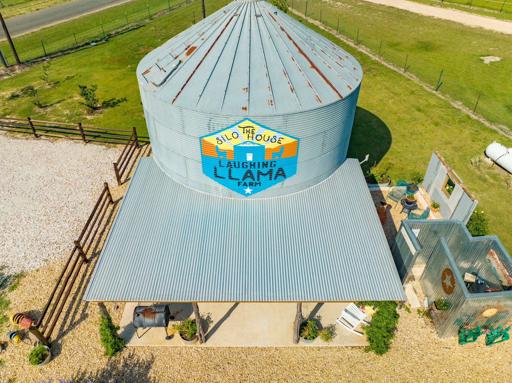 The Silo House At Laughing Llama Farm - Vacation Rental