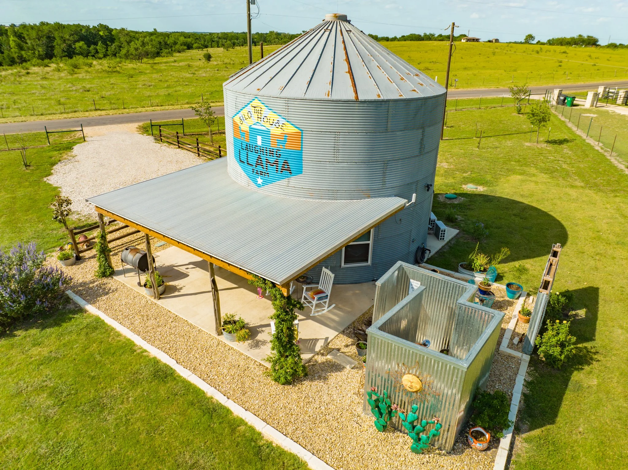 The Silo House At Laughing Llama Farm - Vacation Rental