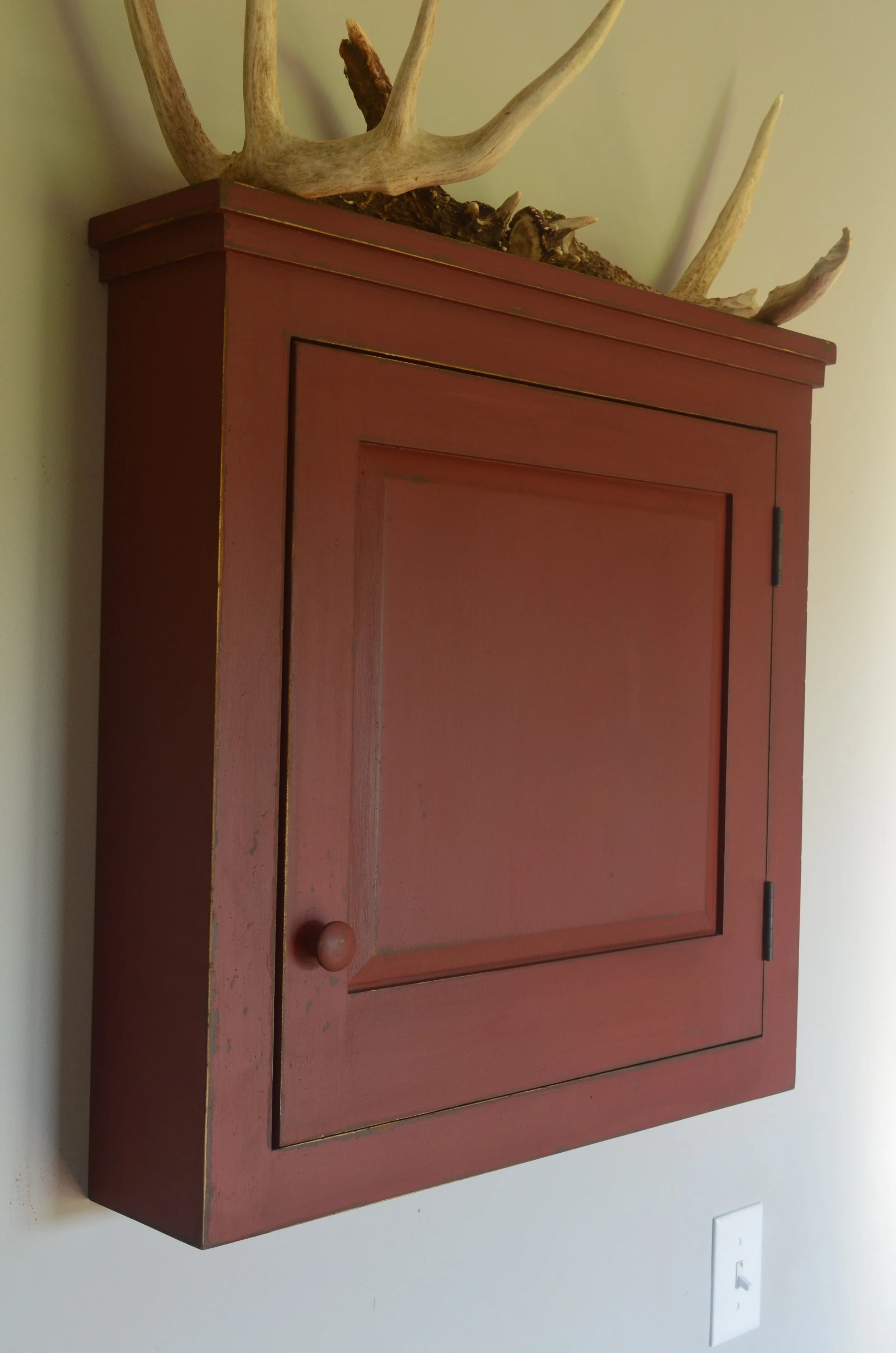 Colonial Early American Reproduction Furniture