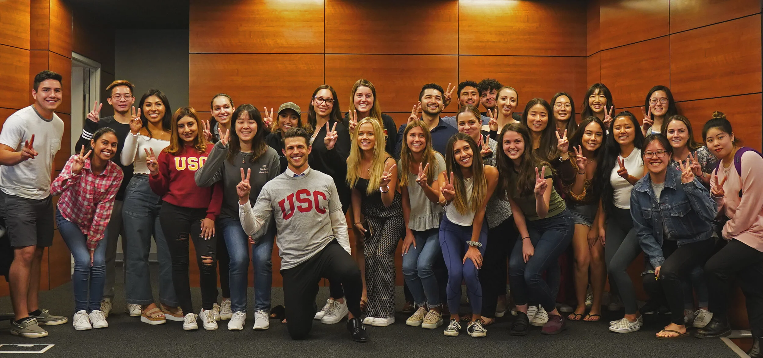 USC Delta Delta Sigma: Pre-Dental Honor Society
