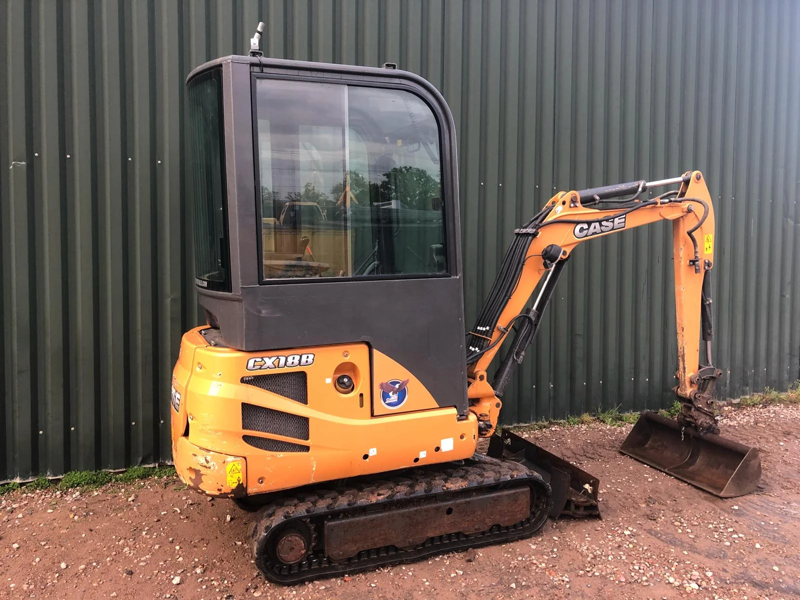 CX18B *SOLD* — MC Machinery