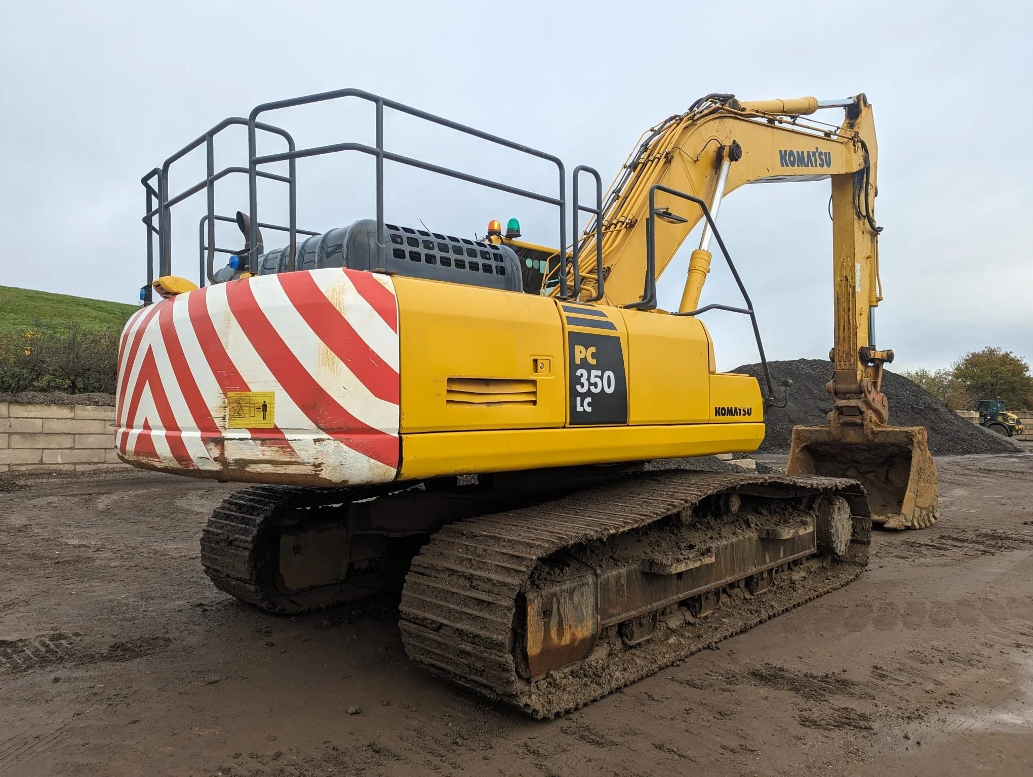 PC350LC-8 *SOLD* — MC Machinery