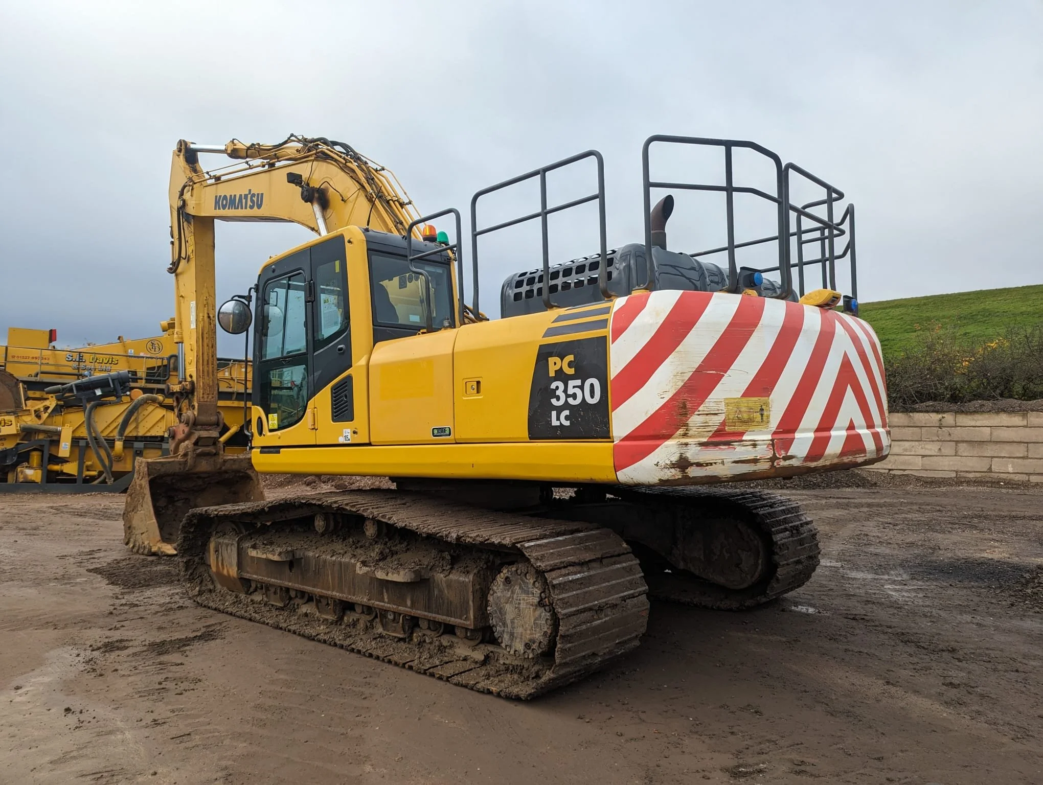 PC350LC-8 *SOLD* — MC Machinery