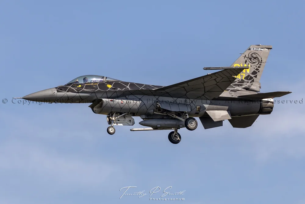 F-16 Fighting Falcon – USAF Viper Demo Team Aviation Photography