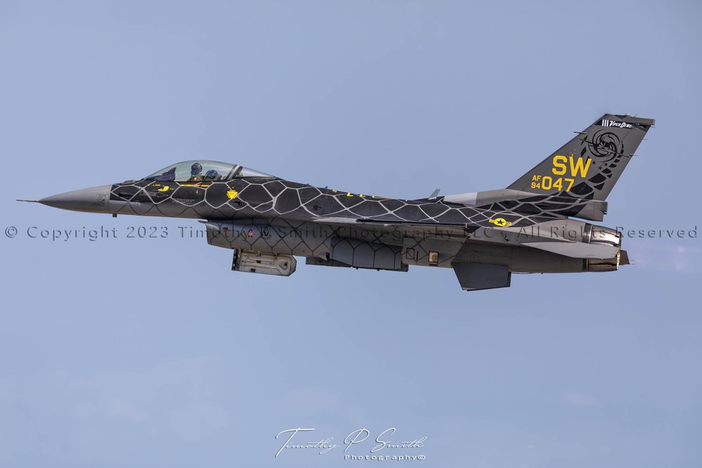 F-16 Fighting Falcon – USAF Viper Demo Team Aviation Photography