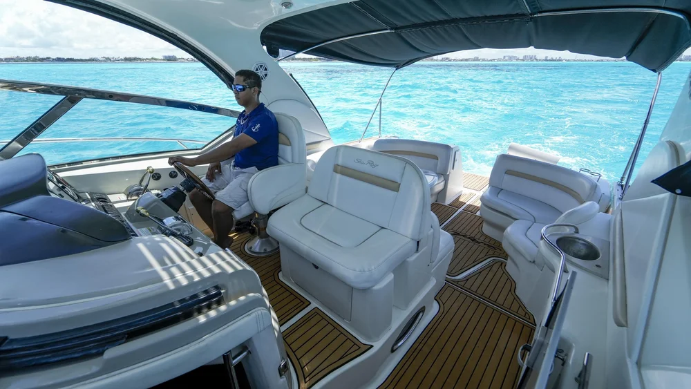 37' Sea Ray Yacht | Cancun — Aqua Experiences | Yacht Charters & Boat ...