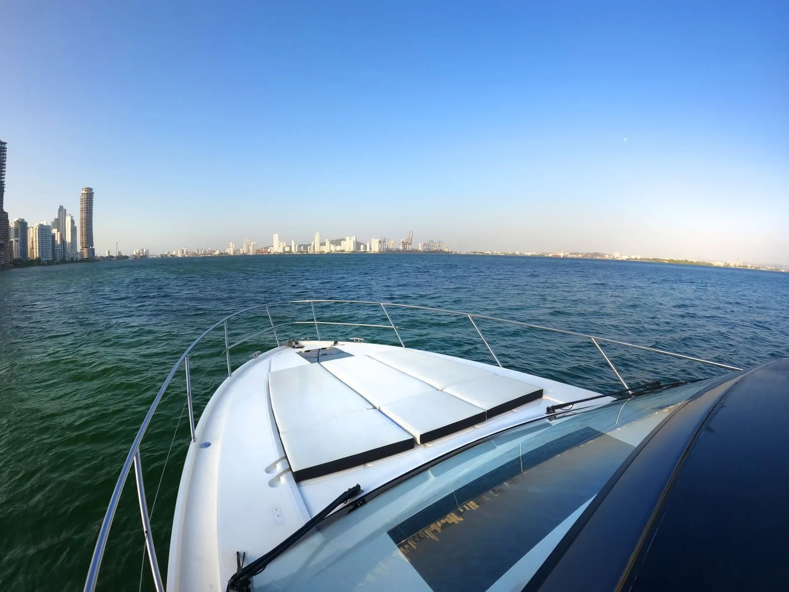39' Princess Yacht | Cartagena — Aqua Experiences | Yacht Charters ...