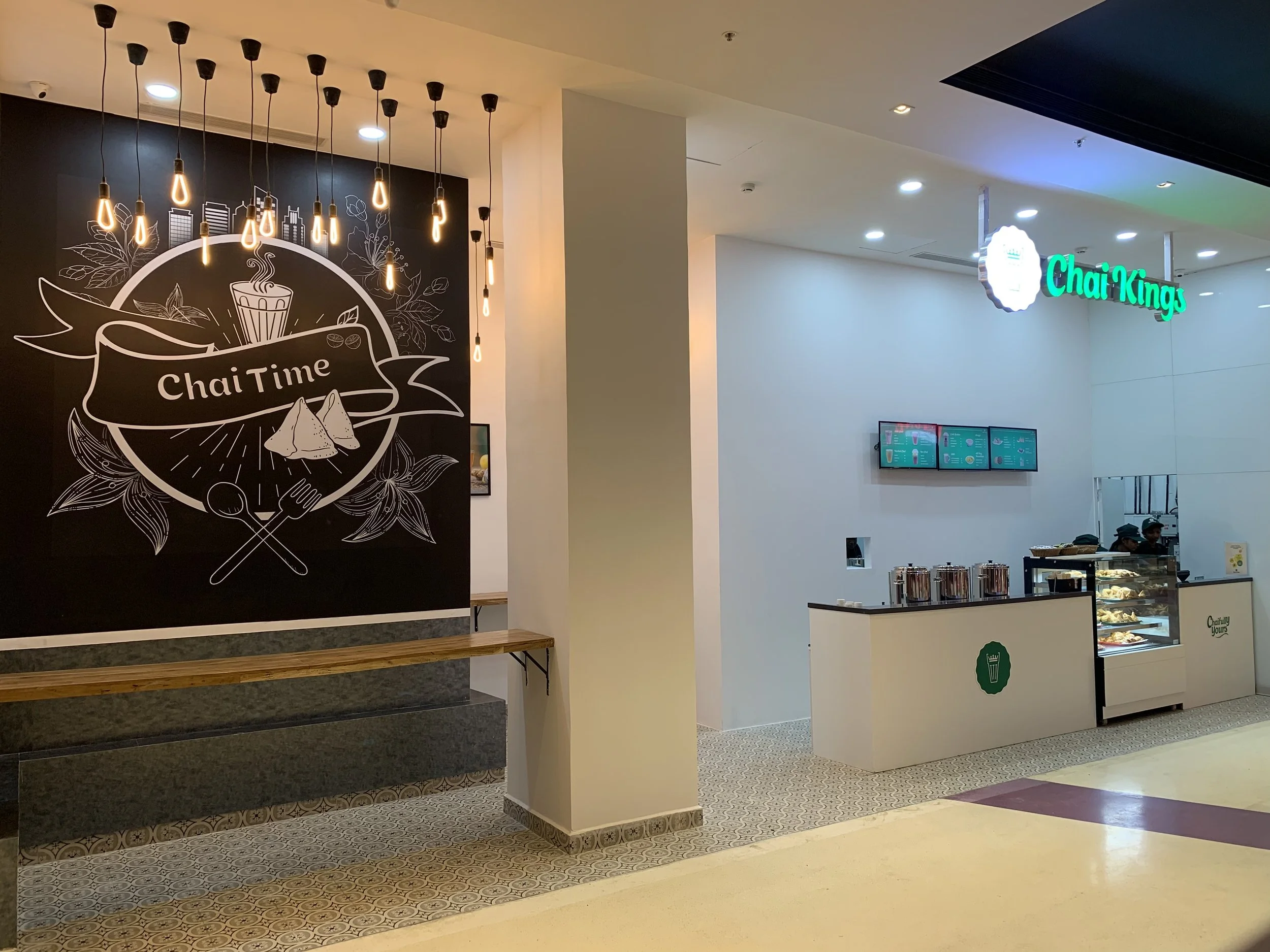 CHAI KINGS — STUDIO62