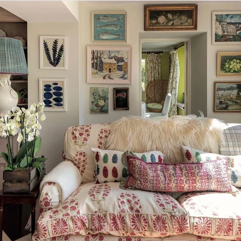 Medium Room — Instagram