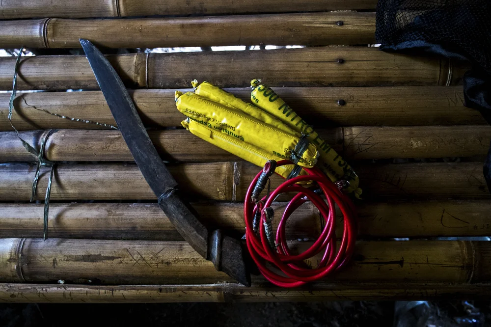 Paracale Gold 2 - Mark Saludes