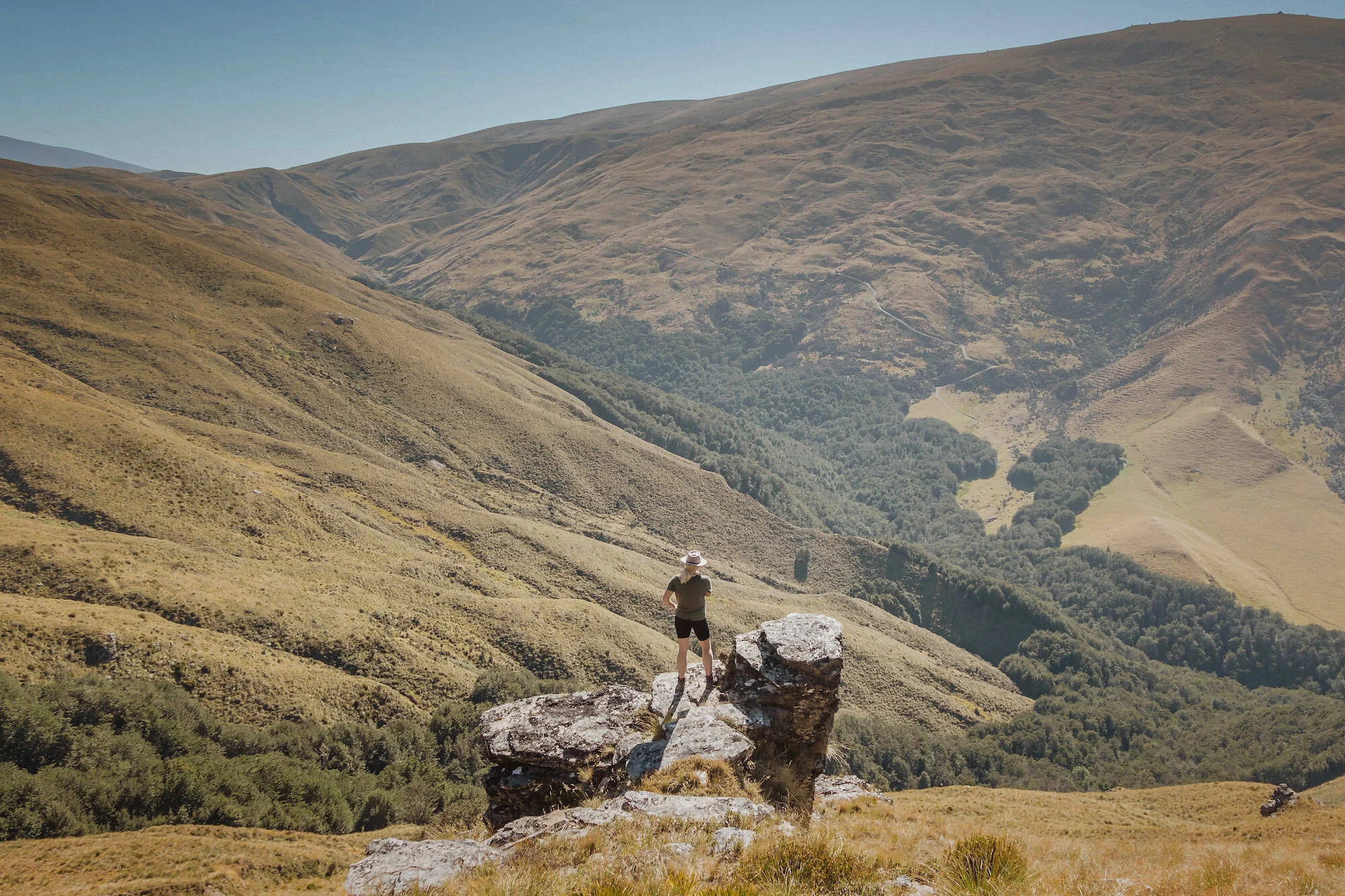 Welcome Rock - Meet the High Country - Adventure and Accommodation