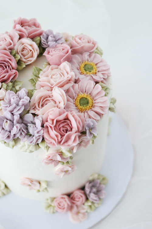 Buttercream Floral Cakes — Rose Vanilla