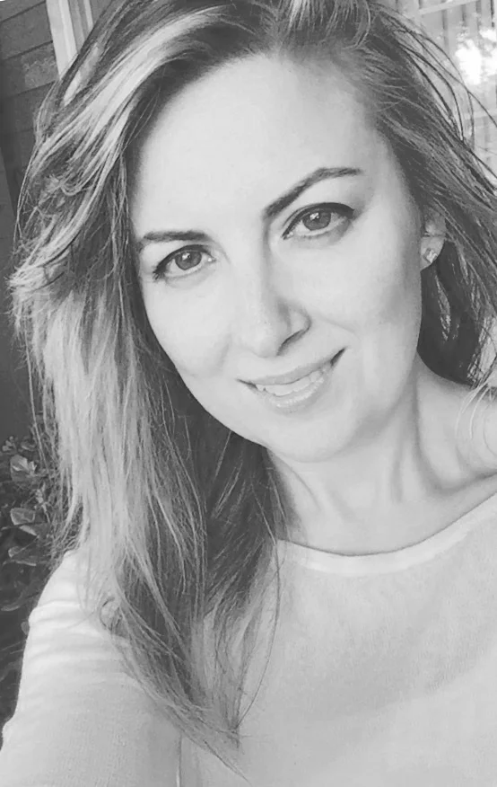 About — krissyleebrunner