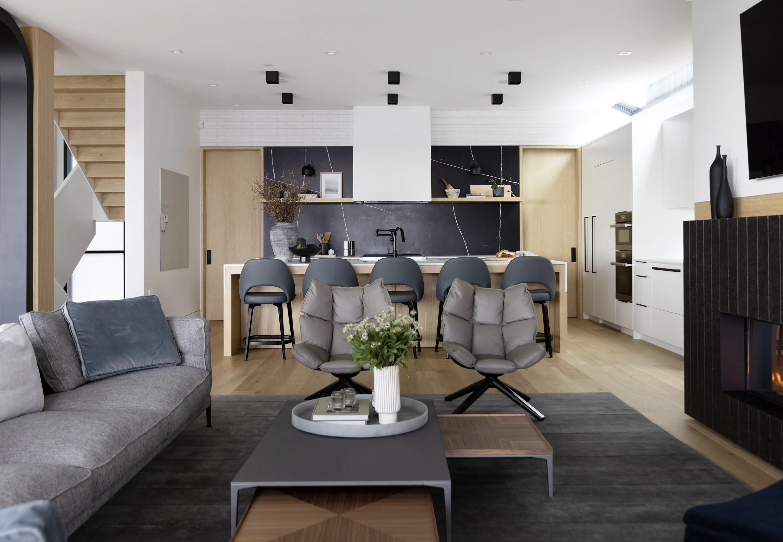 KNIGHT VARGA INTERIORS