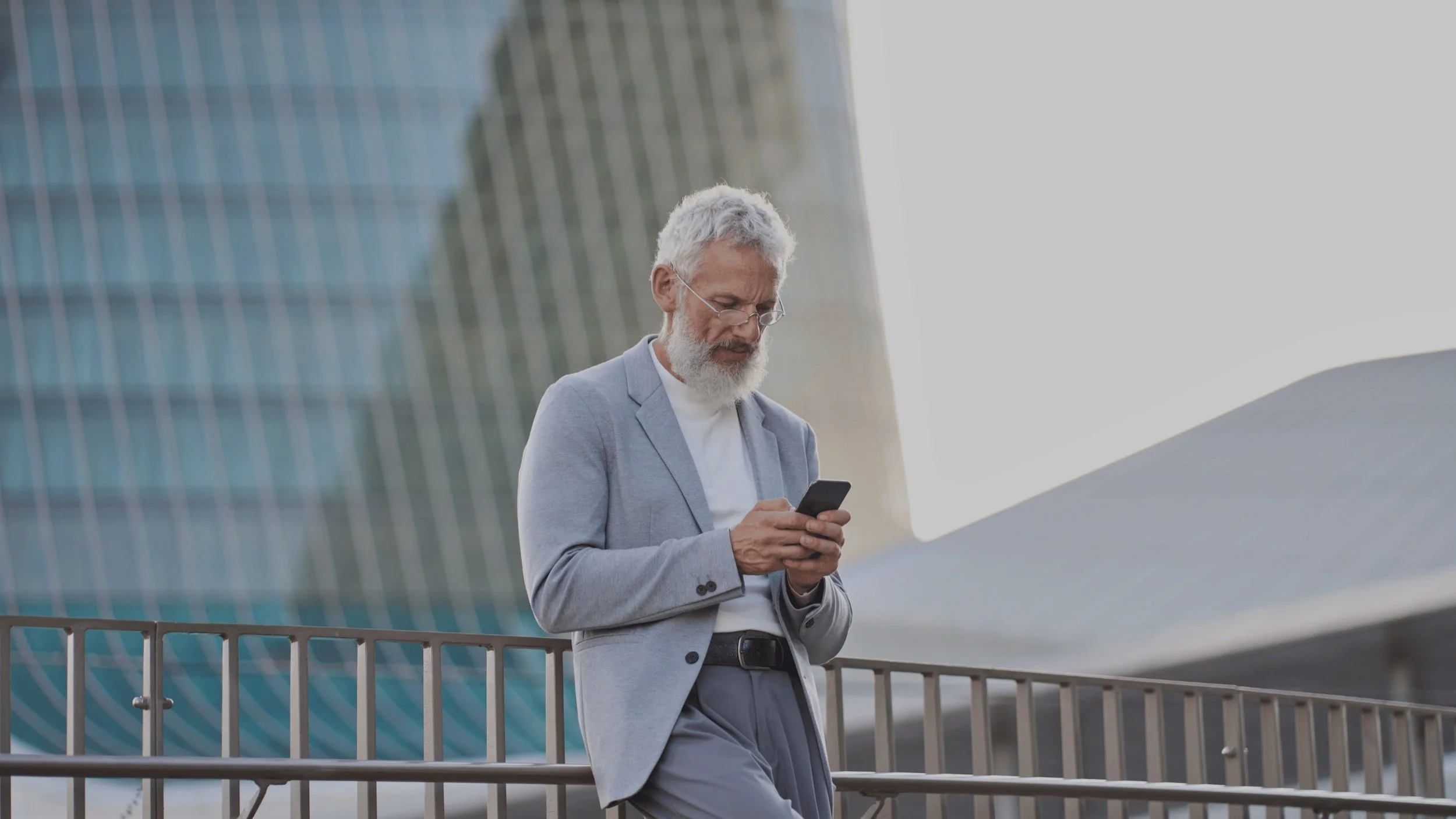 Specialist Wealth Management — Apollo Private Wealth