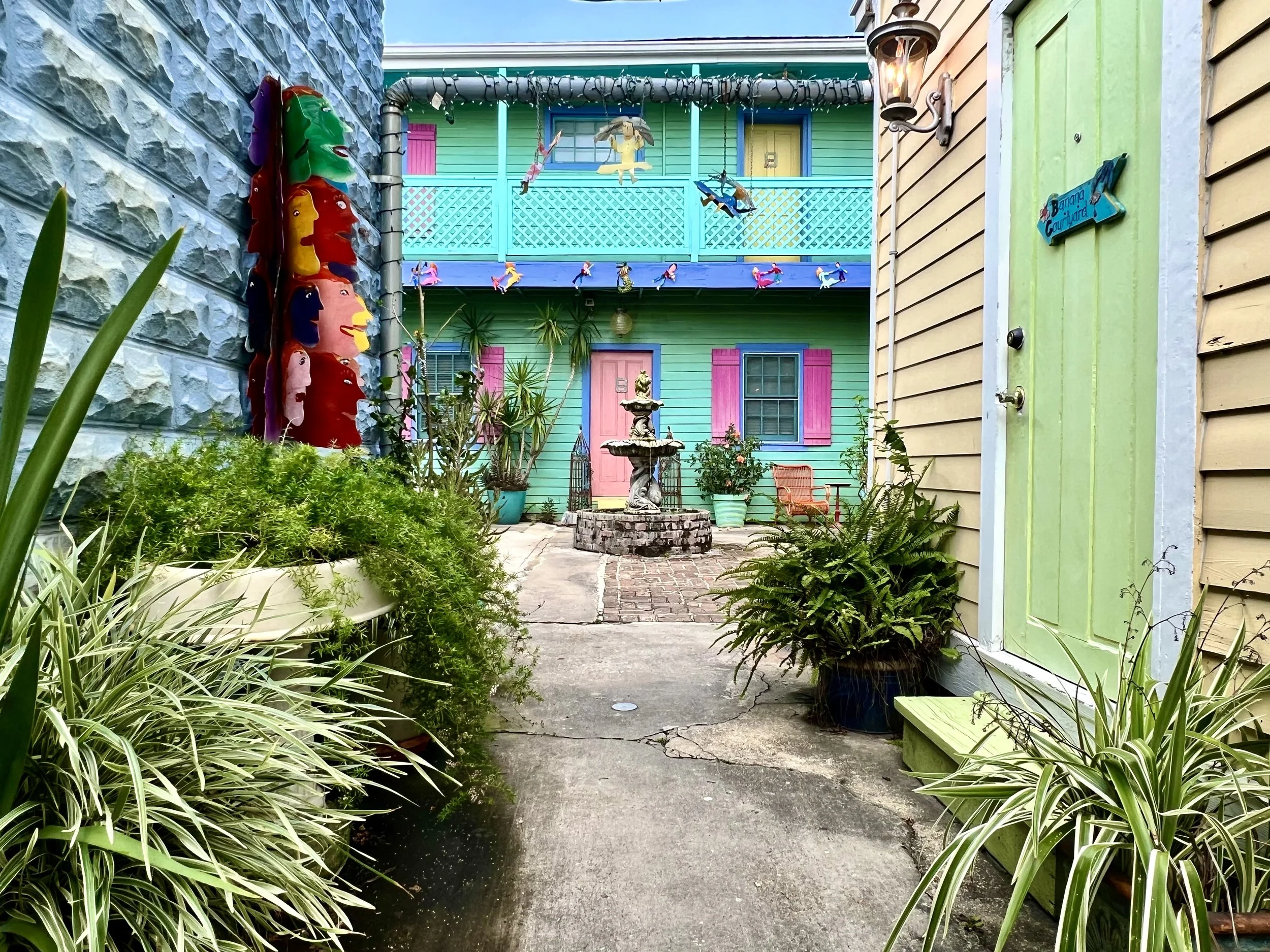 Creole Gardens: The Perfect New Orleans B&B Garden District — Creole ...