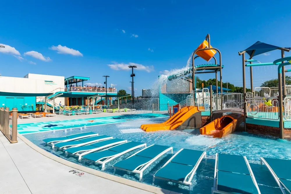 Blue Surf Bay Waterpark | Life Floor — Life Floor