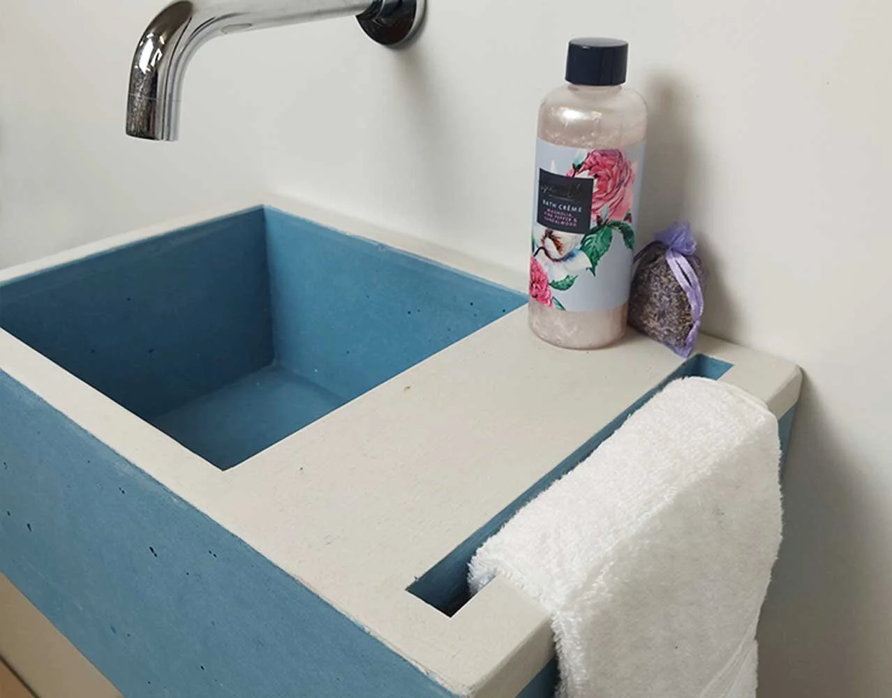 IONA Handmade Concrete Basin — NEDEVDESIGN