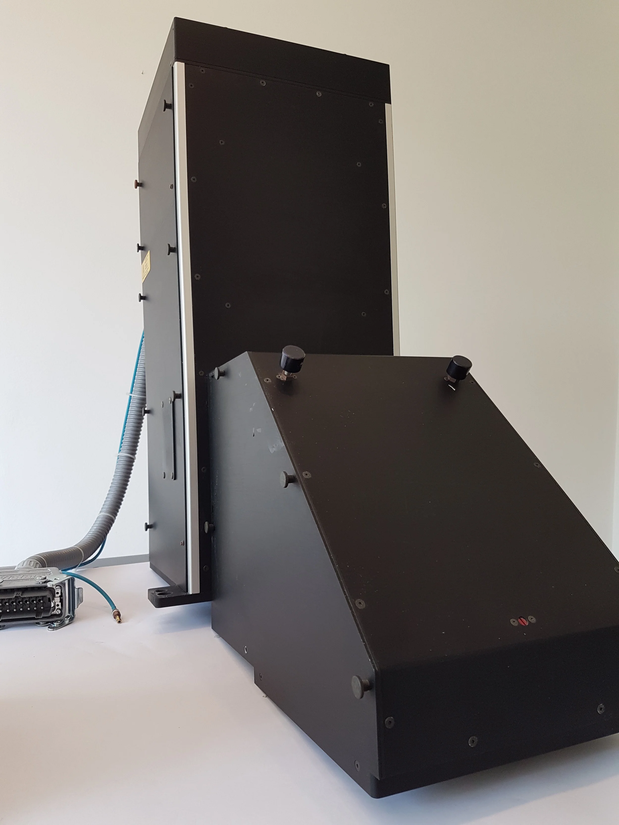 EVG Aligner Parts — LES