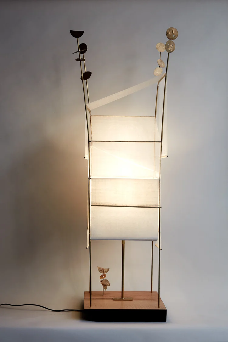 SERIES 1 L — THE FIELD LIGHTING