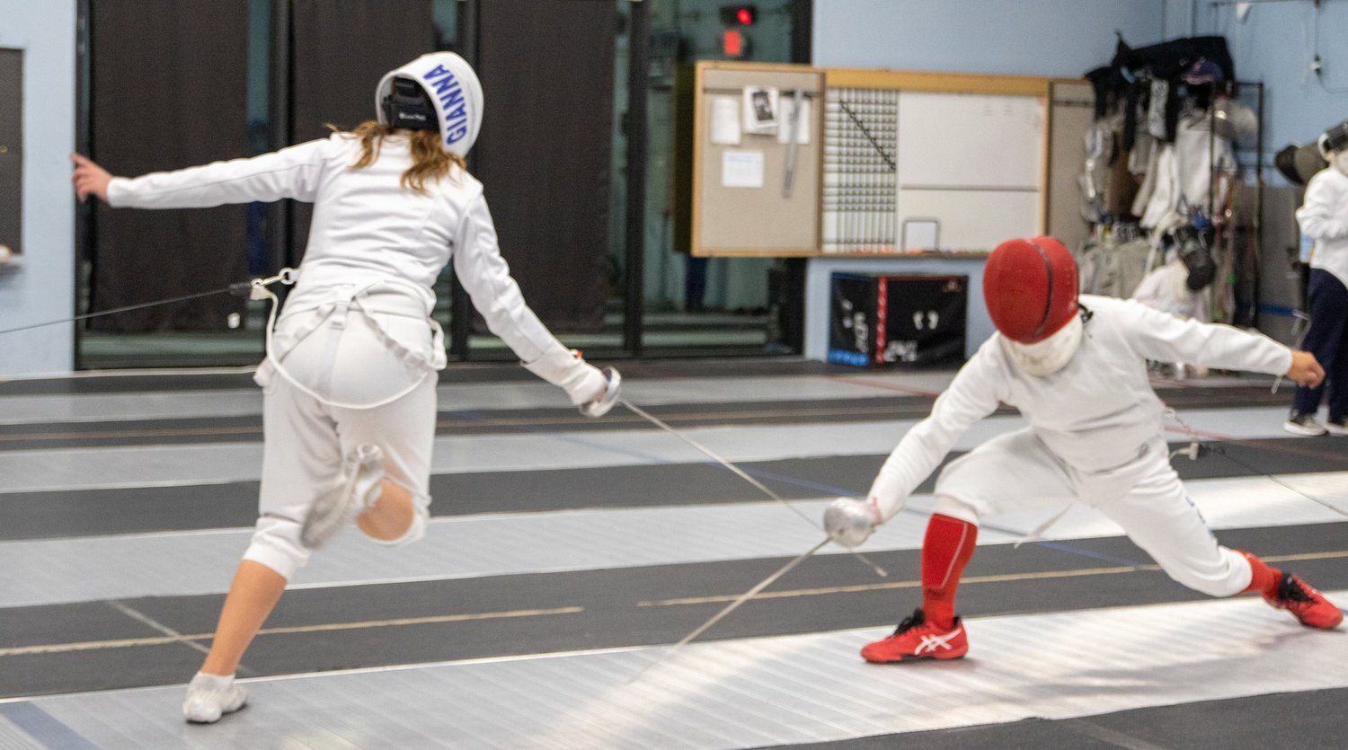 Fencing Classes — Las Vegas Fencing Academy