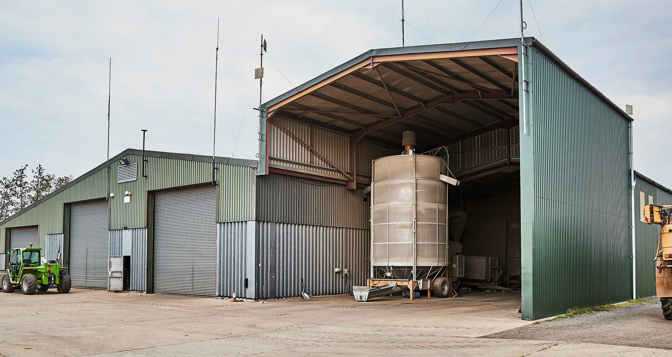 Agricultural Building Design and Construction — Morgan Farm Machinery