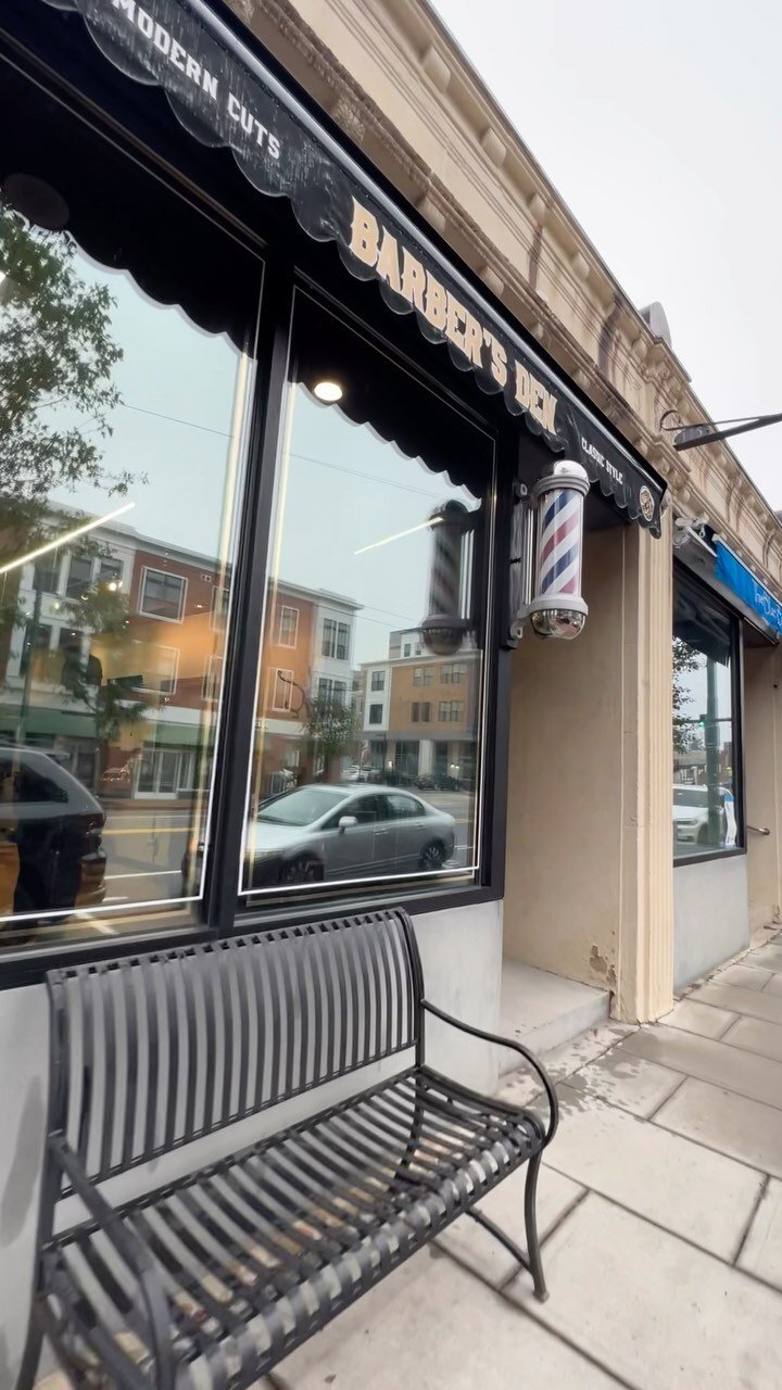 Barber's Den | Premium Barber Shop & Shave Lounge