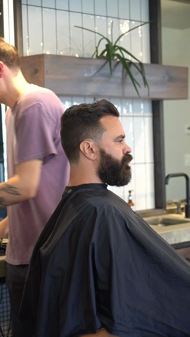 Barber's Den | Premium Barber Shop & Shave Lounge