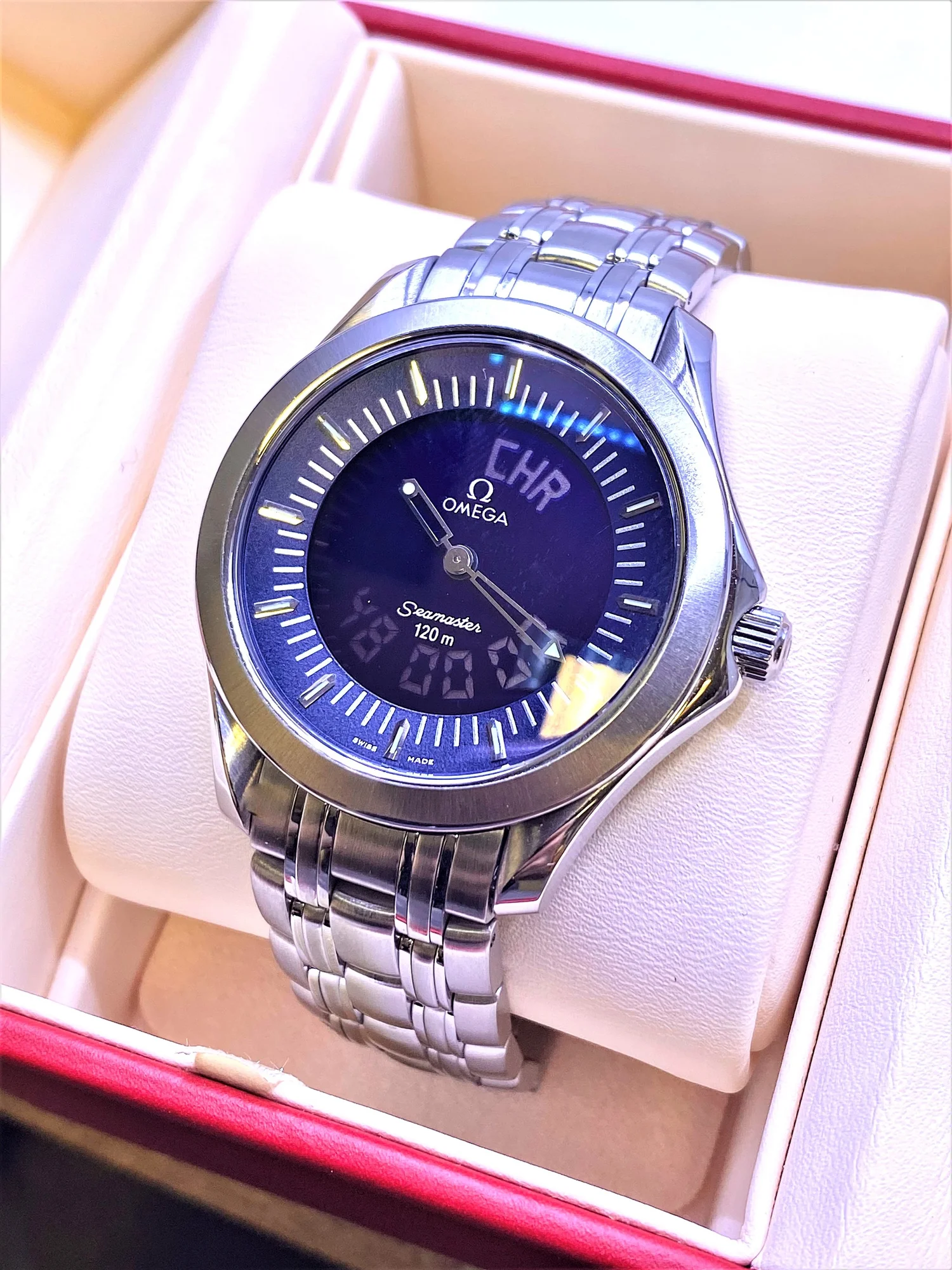 18k Omega Seamaster Professional Quartz