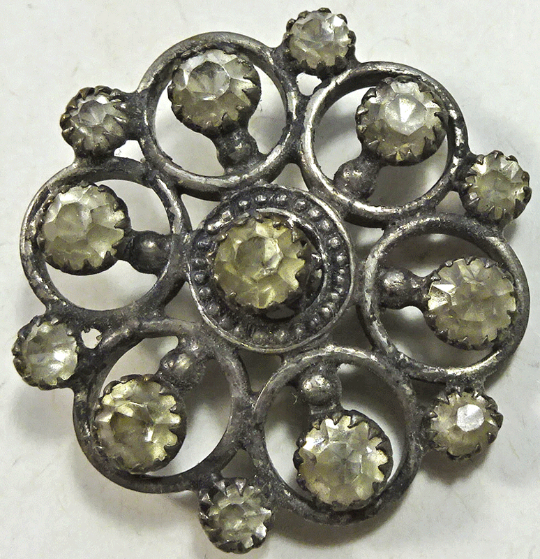 Vintage and antique glass buttons — VINTAGE BUTTON EMPORIUM
