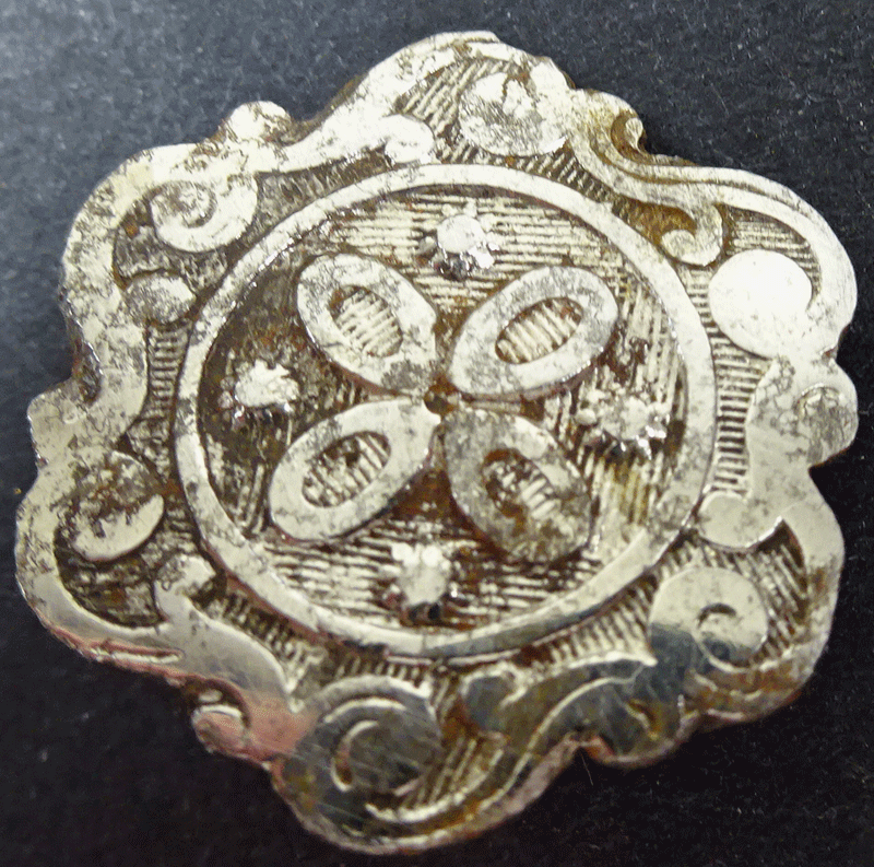 Vintage and antique metal buttons for sale — VINTAGE BUTTON EMPORIUM